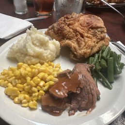 CARRIAGE CROSSING RESTAURANT AND BAKERY - Updated July 2025 - 190 ...