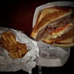 HUNKY’S - Updated October 2025 - 373 Photos & 583 Reviews - 3930 Cedar ...