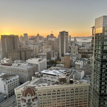 THE VIEW LOUNGE - Updated October 2024 - 3129 Photos & 2005 Reviews ...