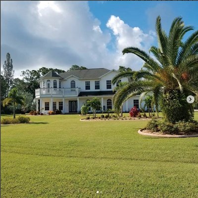 ABACO WINDOWS - Updated August 2024 - 112 Photos - 1094 Flomich St ...