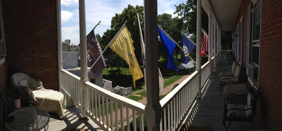 TERRY HOUSE BED & BREAKFAST - 130 Delaware St, New Castle, Delaware ...