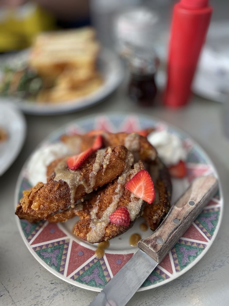 ELECTRIC DINER - Updated April 2026 - 44 Photos & 11 Reviews - 28 James ...