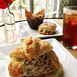 THE BEKERY - 150 Reviews & 207 Photos - 2040 E Walnut St, Lake Charles ...