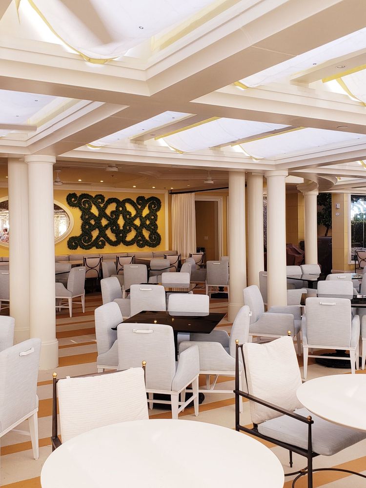 COMO POOLSIDE CAFÉ & BAR - TEMP. CLOSED - Updated December 2025 - 65 ...