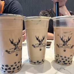 THE ALLEY - Updated December 2025 - 1825 Photos & 1115 Reviews - 10834 ...