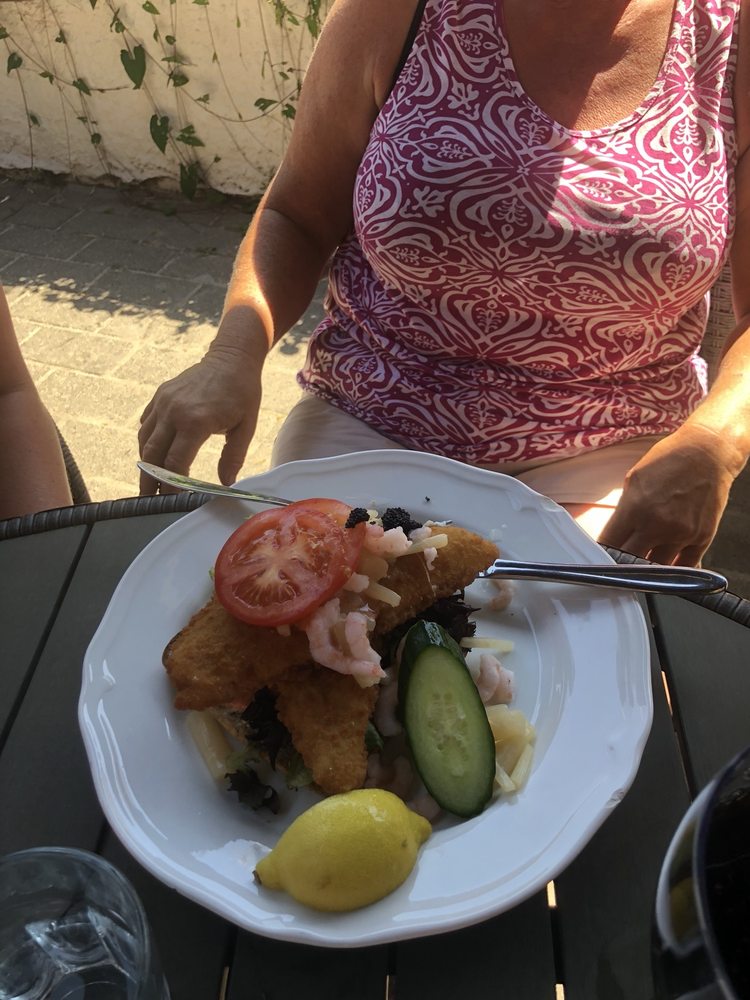 RESTAURENT & CAFE MAMA ROSA - Strandvejen 83, Hjorring, Denmark ...