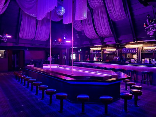 CHEETAH’S GENTLEMAN CLUB - 37 Photos & 174 Reviews - 907 E Arques Ave ...