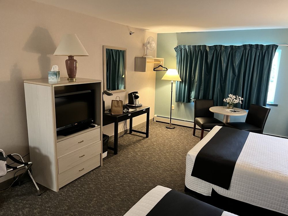 AURORA DENALI LODGE - Updated October 2025 - 33 Photos & 18 Reviews ...