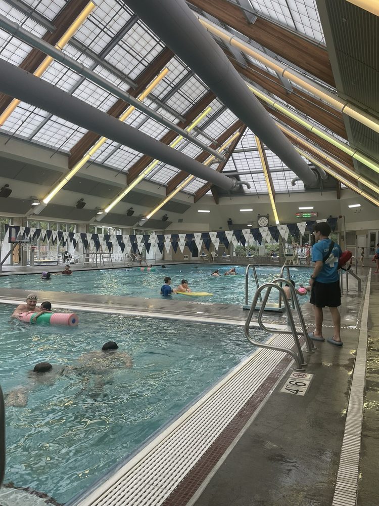LYNNWOOD RECREATION CENTER - Updated July 2024 - 69 Photos & 110 ...
