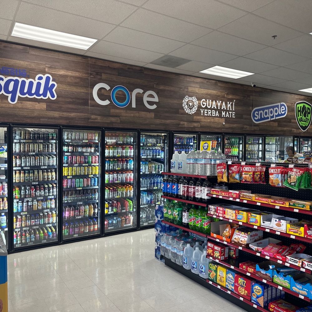 Springfield Tobacco Store By Safeway Candy Grocery Store Usa Hi Res