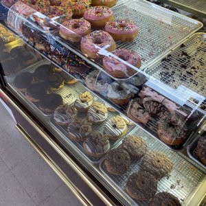 PAPY DONUTS - 39 Photos - 4113 S Sugar Rd, Edinburg, Texas - Donuts ...