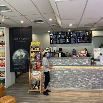LUNAR TEA - Updated June 2025 - 714 Photos & 160 Reviews - 2334 S King ...