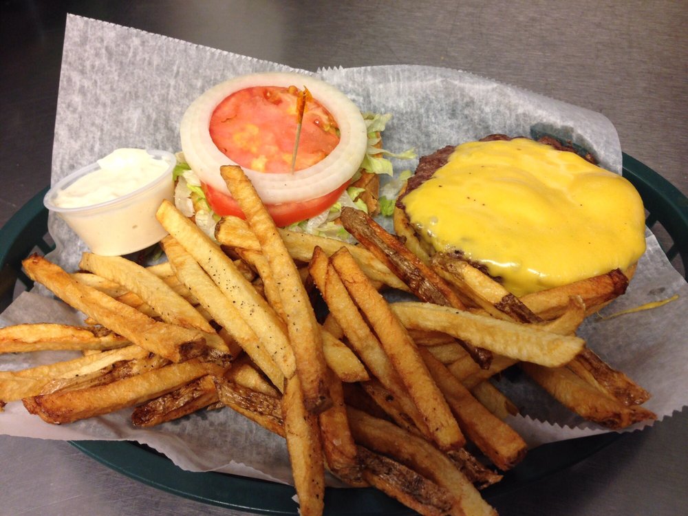 JAMES’ THIRD BASE SPORTS BAR AND GRILL - 31 Photos & 44 Reviews ...