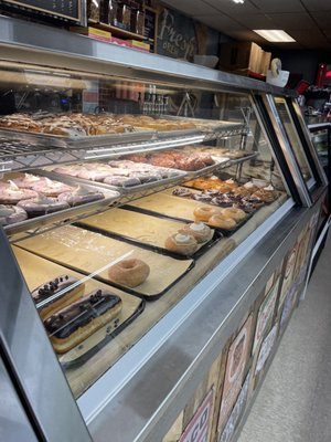 DIESEL DONUTS & COFFEE - Updated September 2024 - 21 Photos & 34 ...