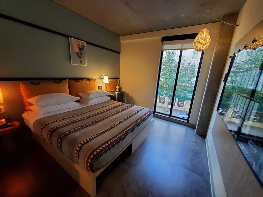 MOXY PORTLAND DOWNTOWN - Updated December 2025 - 366 Photos & 140 ...