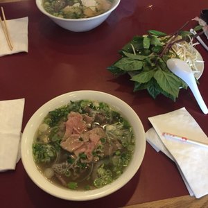 VIET PHO & GRILL - 170 Photos & 243 Reviews - Vietnamese - 1640 Elton ...