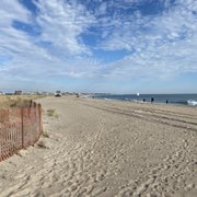 BLUE SHUTTERS TOWN BEACH - 54 Photos & 23 Reviews - Beaches - 485 E ...