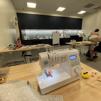 MILLBRAE LIBRARY - Updated September 2025 - 309 Photos & 86 Reviews - 1 ...