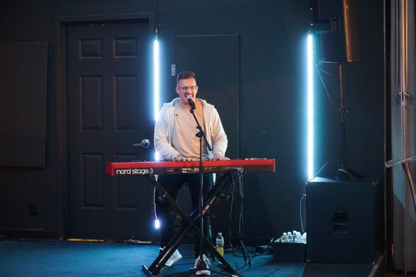 C3 LONG ISLAND - Updated January 2026 - 10 Photos - 320 Broadway ...