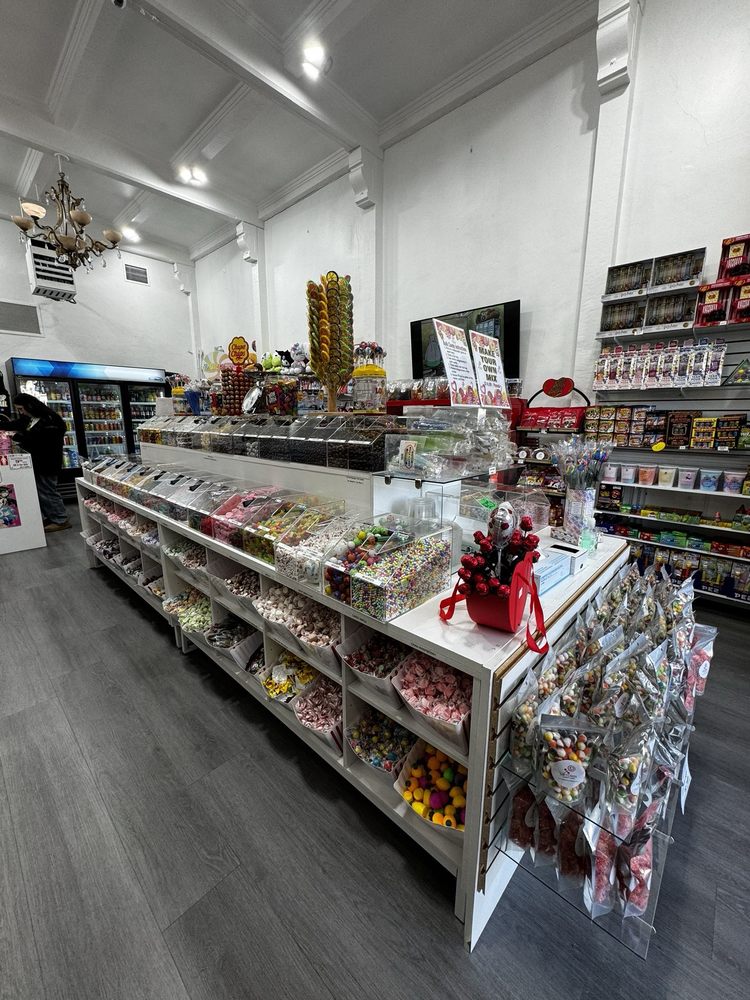 UPTOWN CANDY SHOP - Updated April 2024 - 12 Photos - 237 N 2nd Ave ...