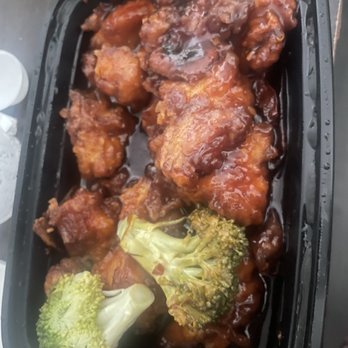 EAST WALL CHINESE CUISINE - Updated June 2024 - 251 Photos & 114 ...