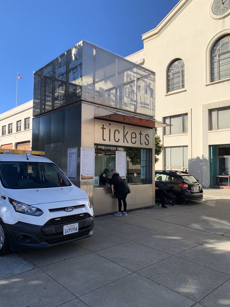 MUNI PRESIDIO GEARY STATION - 988 Presidio Ave, San Francisco ...