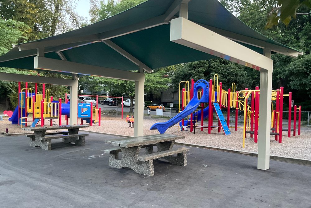 KESWICK PARK - Updated May 2026 - 281 Photos - 9452 Cardston Court ...