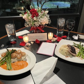 THE BUNKER BAR AND GRILLE - Updated July 2024 - 36 Photos & 22 Reviews ...