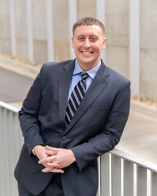 SAM KNIPPER - UNITED REAL ESTATE TRIANGLE - Contact Agent - 5650 Six ...