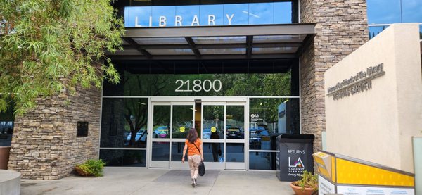 LA COUNTY LIBRARY - DIAMOND BAR LIBRARY - Updated December 2025 - 81 ...