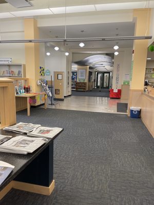 CHICAGO PUBLIC LIBRARY - WEST LOOP - Updated December 2025 - 28 Photos ...