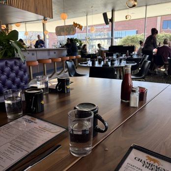 CHAMPAGNE TIGER - Updated December 2025 - 92 Photos & 55 Reviews - 601 ...