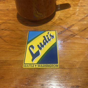 LUDI’S RESTAURANT & LOUNGE - Updated January 2025 - 1098 Photos & 451 ...