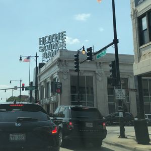 DEVON BANK - Updated December 2025 - 24 Reviews - 6445 N Western Ave ...