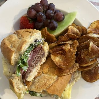 TREE HOUSE - Updated December 2025 - 79 Photos & 39 Reviews - 36840 ...