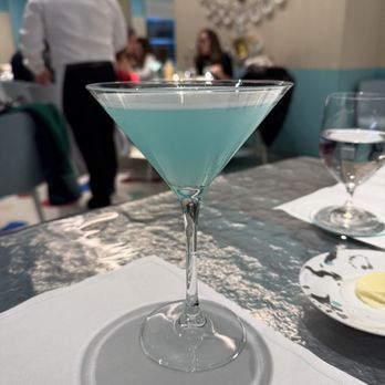 THE BLUE BOX CAFE - Updated July 2025 - 1018 Photos & 204 Reviews - 727 ...