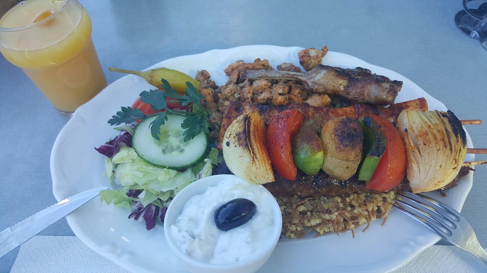 GREKISKA KOLGRILLSBAREN - Huvudstagatan 3A, Solna, Sweden - Greek ...