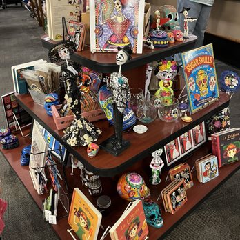 BOOKMANS ENTERTAINMENT EXCHANGE - Updated October 2025 - 190 Photos ...