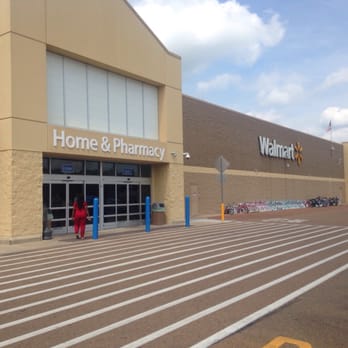 WALMART SUPERCENTER - Updated August 2025 - 15 Photos - 633 Highway 82 ...