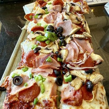 JOHNNY BLACKS PUBLIC HOUSE - Updated December 2025 - 50 Photos & 57 ...