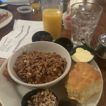 CLARK’S INN AND RESTAURANT - Updated August 2024 - 210 Photos & 301 ...