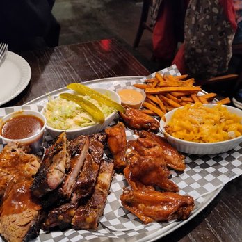 PIG OUT BBQ - Updated January 2026 - 105 Photos & 113 Reviews - 650 ...