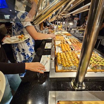 ICHIYAMI BUFFET & SUSHI - Updated September 2024 - 935 Photos & 870 ...