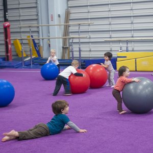 EDGEWORKS CLIMBING - BEL-RED - Updated January 2026 - 22 Photos - 1645 ...