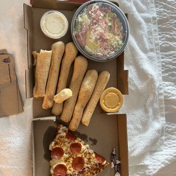 HOTBOX PIZZA - Updated January 2025 - 84 Photos & 51 Reviews - 6260 ...