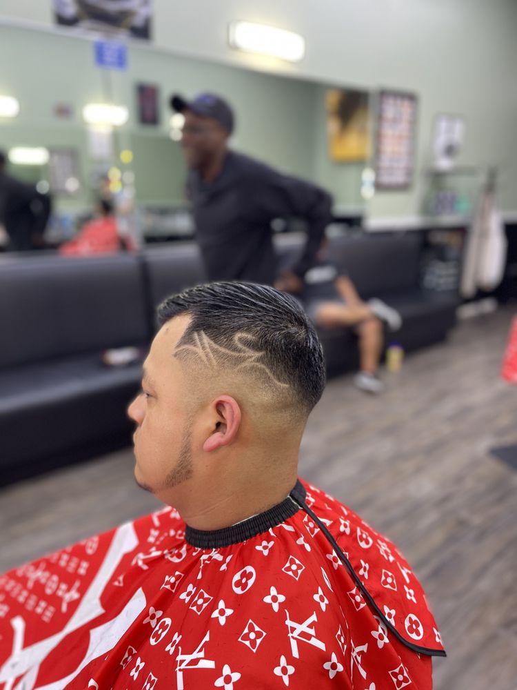MAGIC BARBERSHOP - Updated November 2025 - 16 Photos - 1905 S Western ...