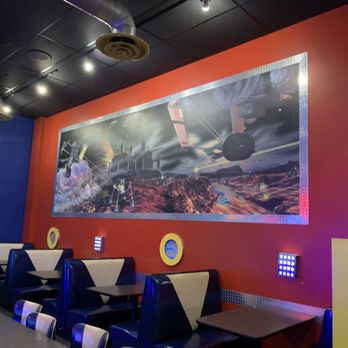 SPACE ALIENS BAR & GRILL - Updated May 2025 - 120 Photos & 109 Reviews ...