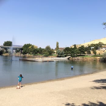 EARL SNELL MEMORIAL PARK - Updated August 2025 - Beech St, Arlington ...