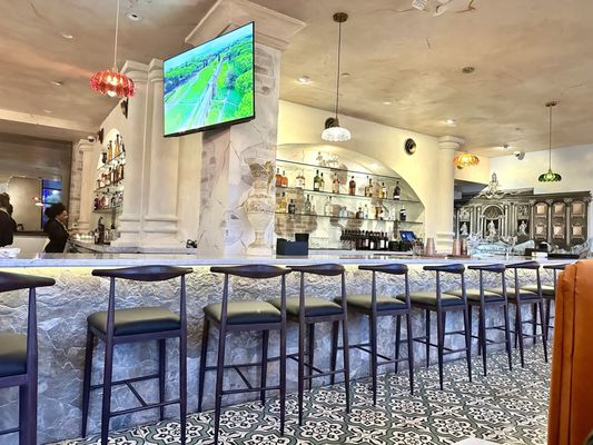 ROMAN WOLVES - Updated December 2024 - 549 Photos & 349 Reviews - 1980 ...