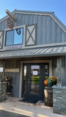 THREE HAMMERS WINERY - Updated October 2025 - 231 Photos & 91 Reviews - 877 Welcome Lake Rd ...